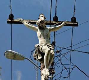 Conectarán a Jesucristo a la red eléctrica | El Mundo Today