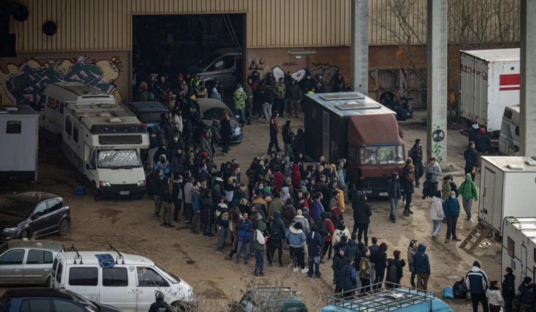 Las autoridades reconocen que no desalojaron la «rave» de Llinars ...