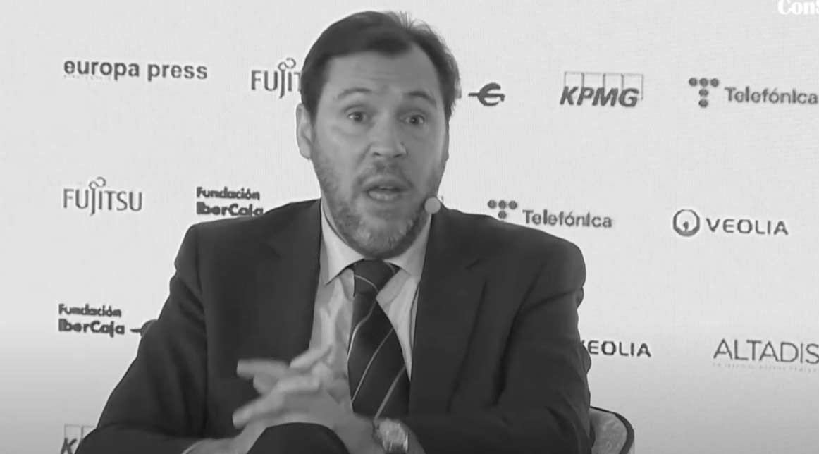 TRIBUNA: “Highway to hell, I’m on the highway to hell. No stop signs ...